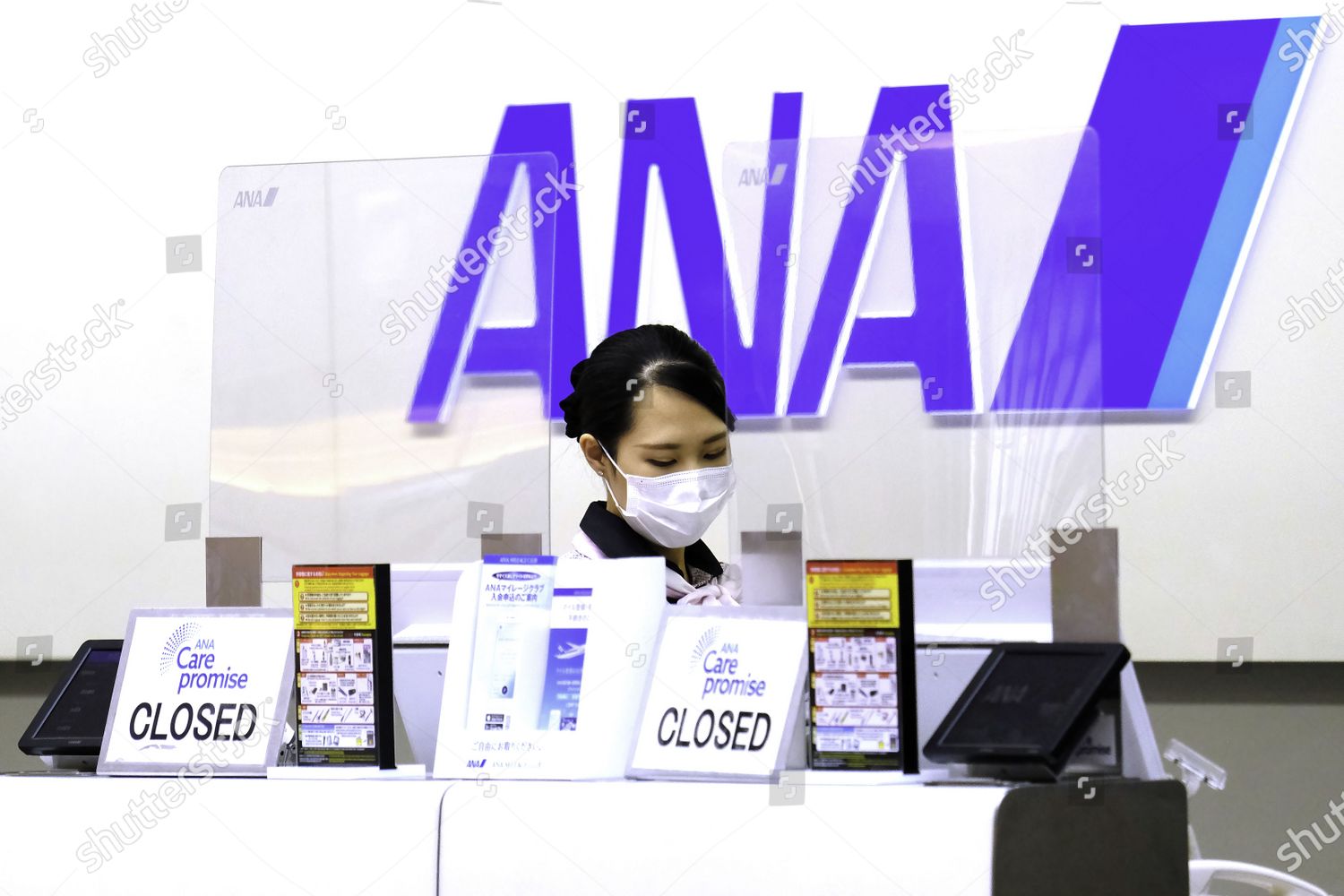 All Nippon Airways Ana Staff Wearing Editorial Stock Photo - Stock ...