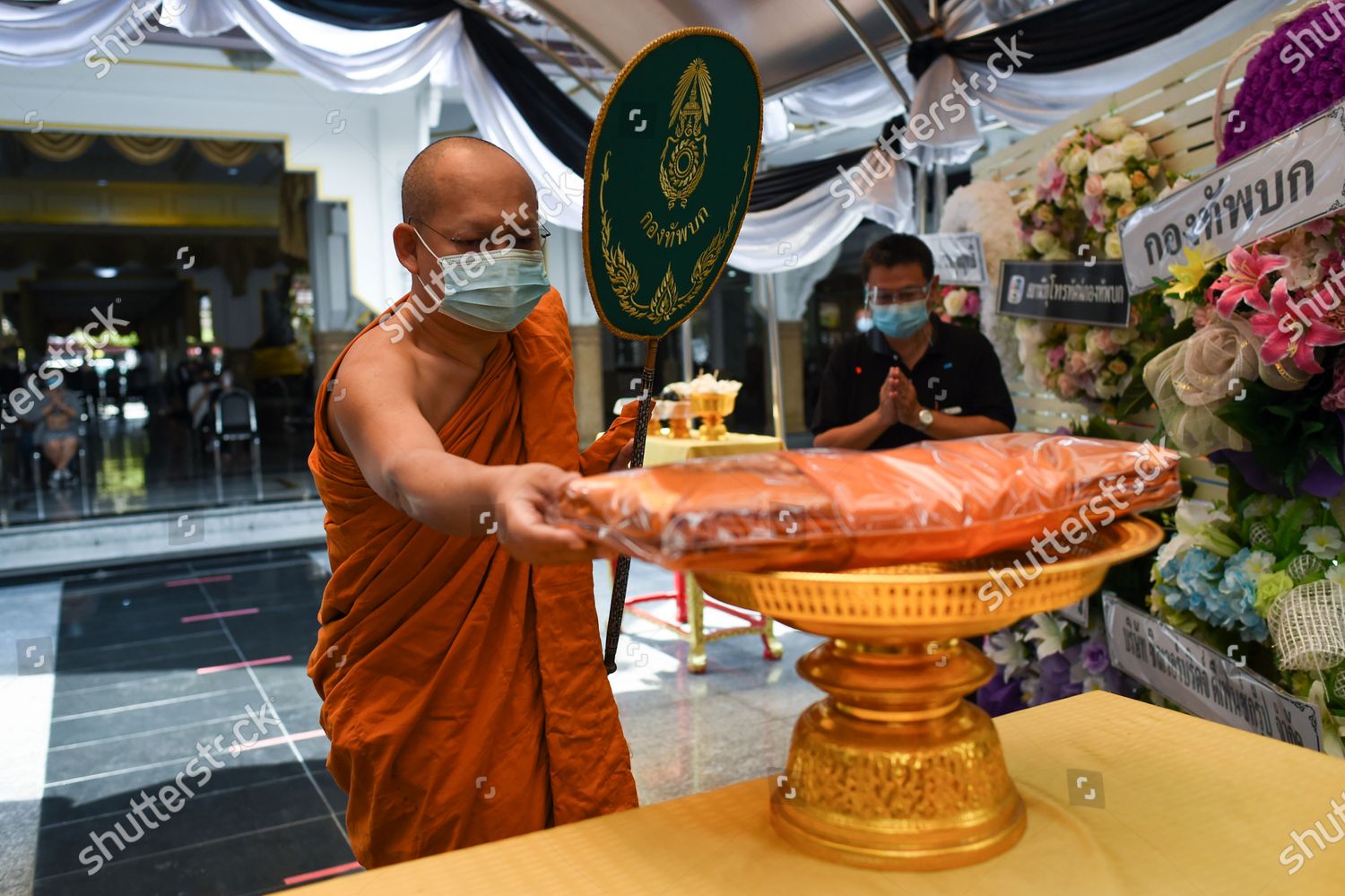 Thai Buddhist Monks Chant During Cremation Editorial Stock Photo ...