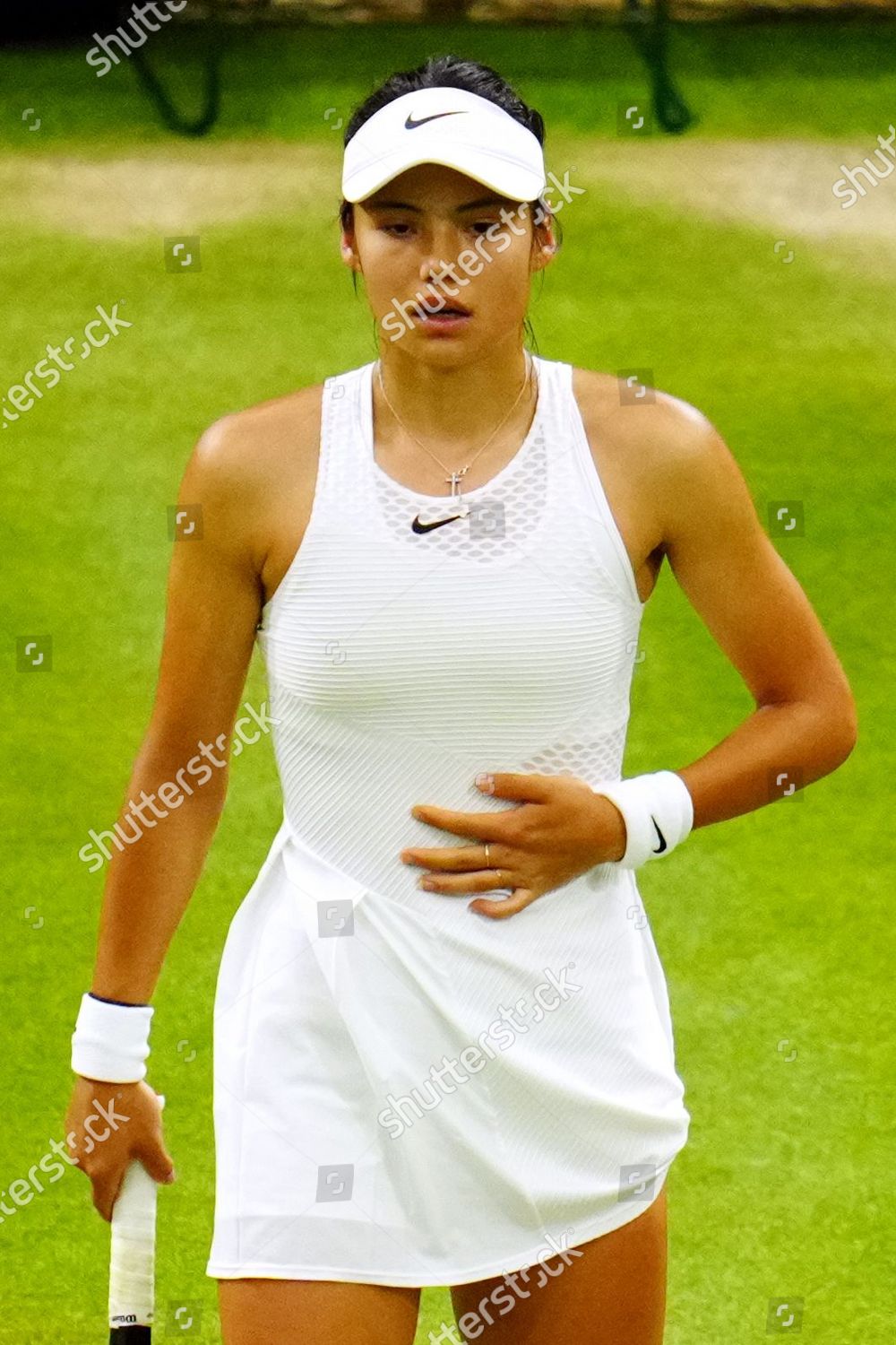 Emma Raducanu Holding Her Stomach During Editorial Stock Photo - Stock ...