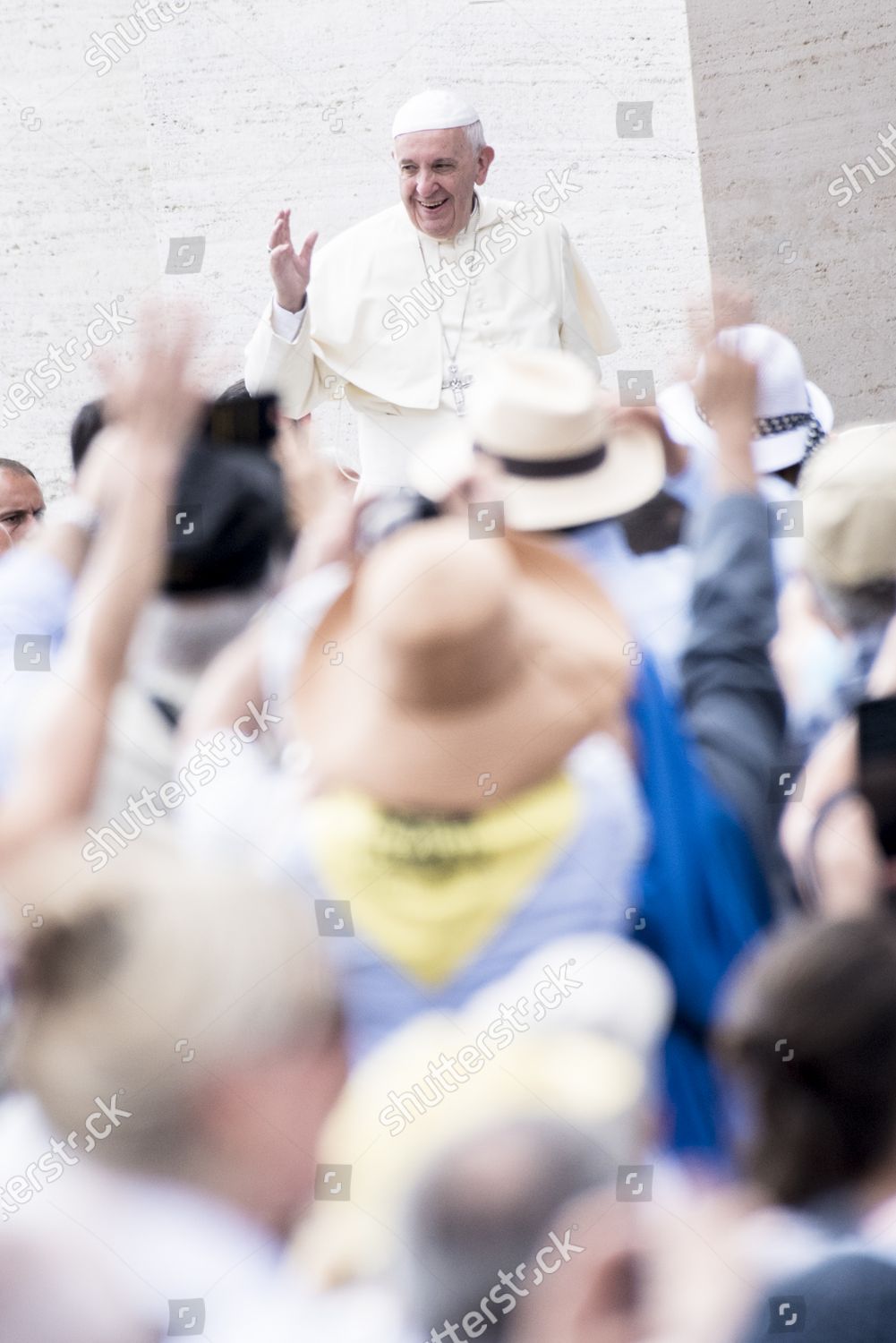 Pope Francis Salutes Faithful He Arrives Editorial Stock Photo - Stock ...