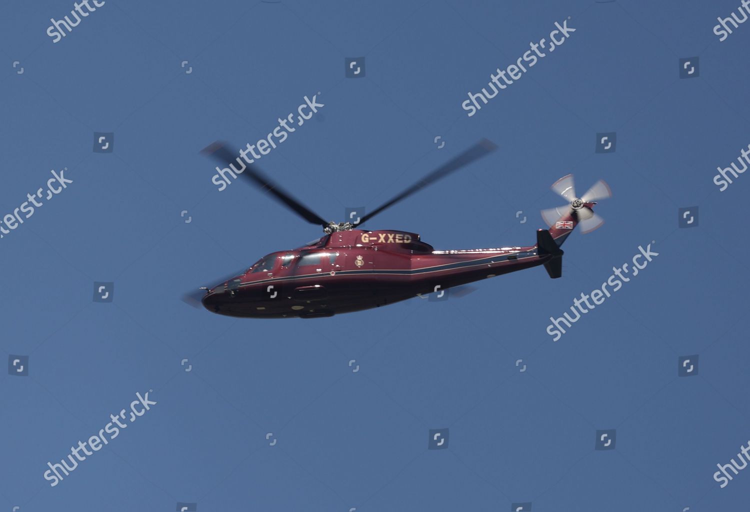 Queens Flight Helicopter Makes Way Windsor Editorial Stock Photo ...
