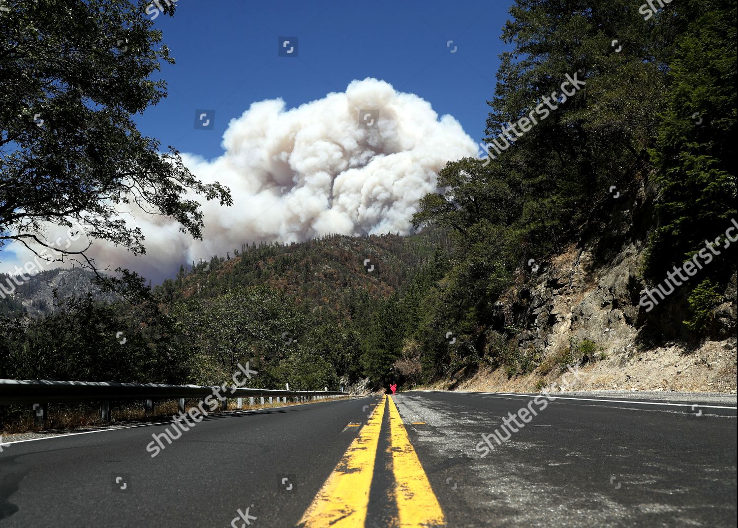 Heavy Plumes Smoke Billowing Dixie Fire Editorial Stock Photo - Stock ...