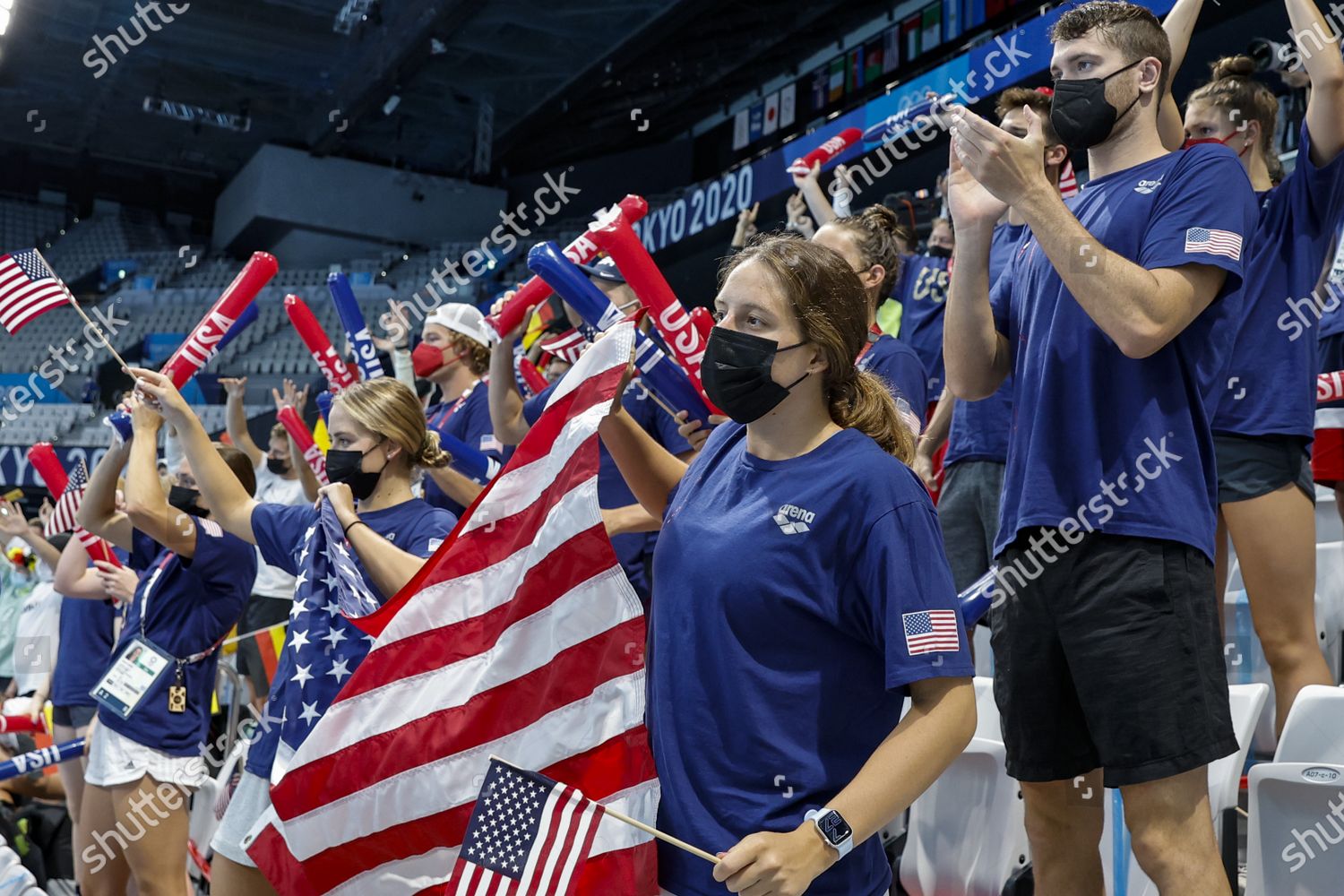 Team Usa Swimmers Cheer On Teammates Editorial Stock Photo - Stock ...