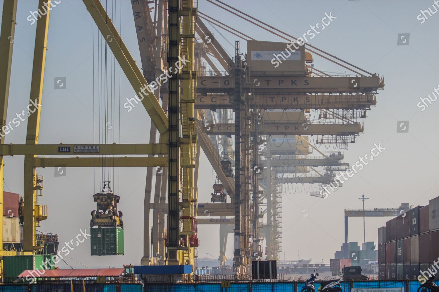 Loading Unloading Activity Semarang Container Terminal Editorial Stock ...