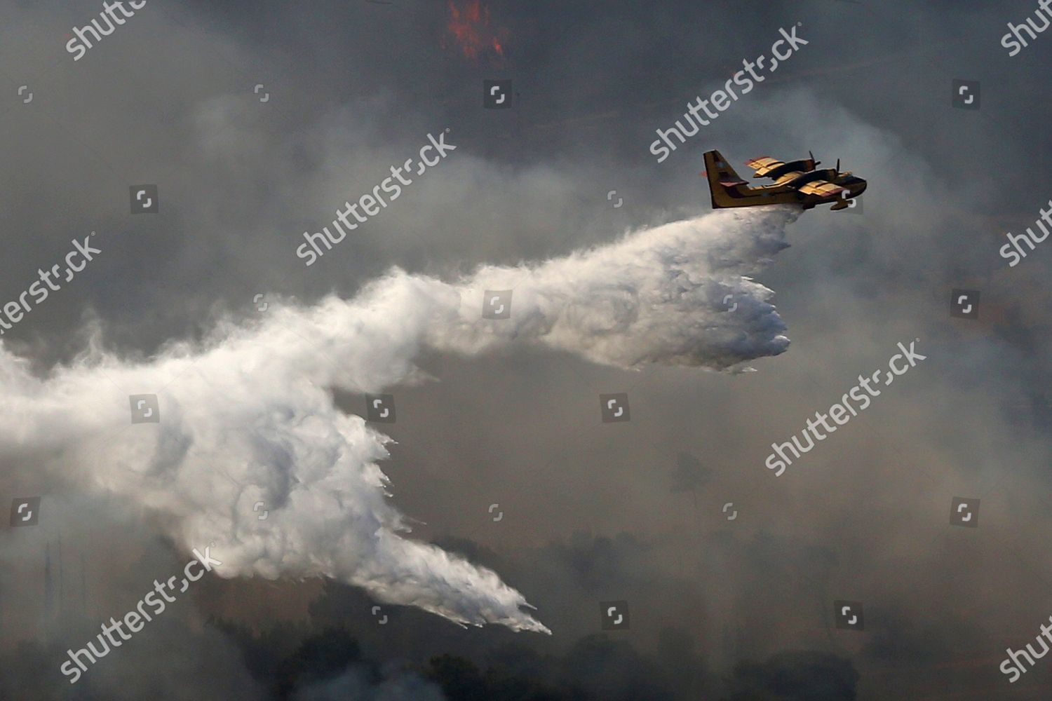 Aircraft Fire Brigade Battles Extinguish Wildfire Editorial Stock Photo ...