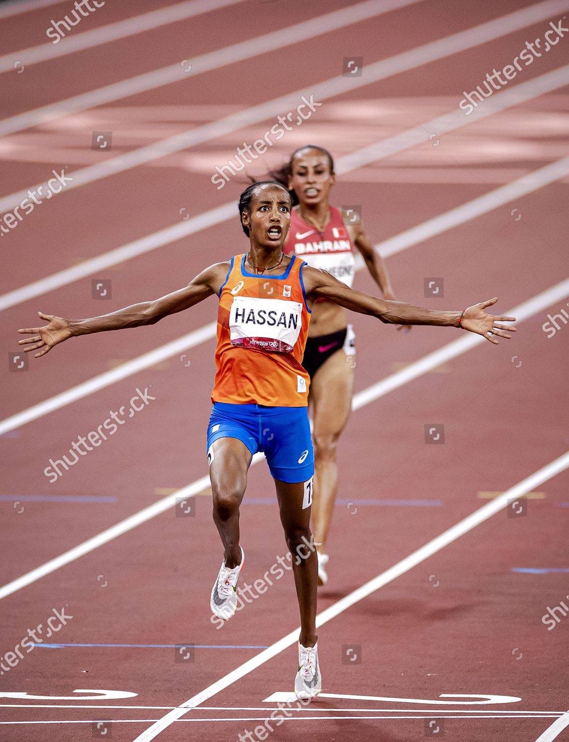 Sifan Hassan Crosses Finish Line 10000m Editorial Stock Photo - Stock Image | Shutterstock