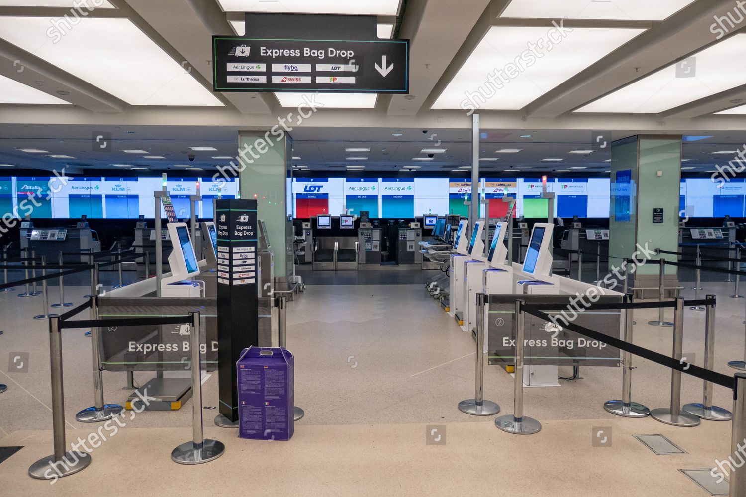 Checkin Counter Desks Interior London City Editorial Stock Photo ...