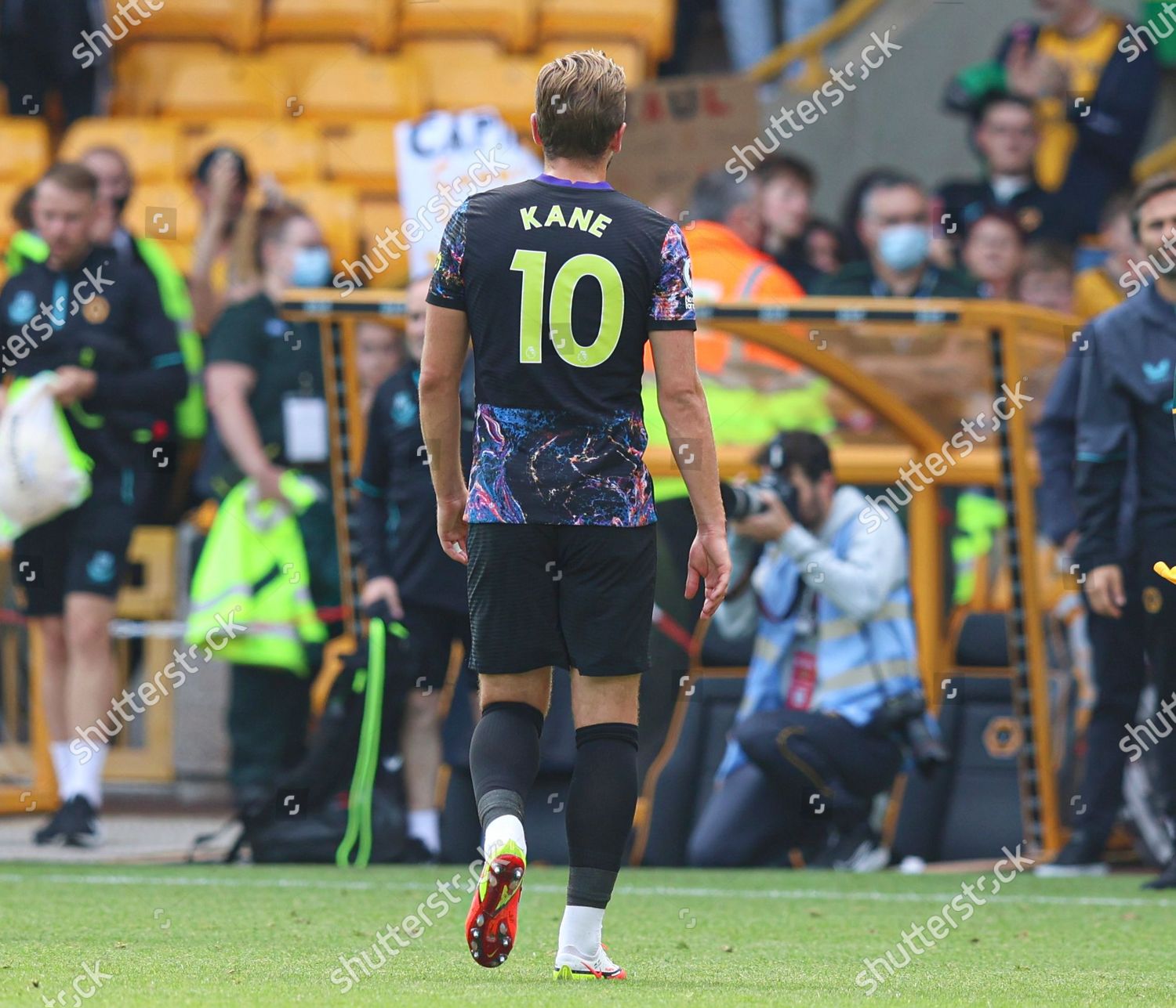 Harry Kane Tottenham Hotspur Walks Off Editorial Stock Photo - Stock ...
