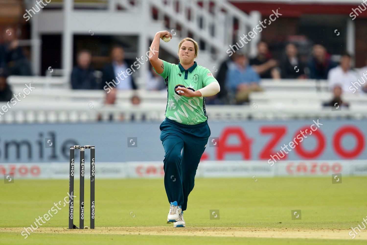 Dane Van Niekerk Oval Invincibles Bowling Editorial Stock Photo - Stock ...
