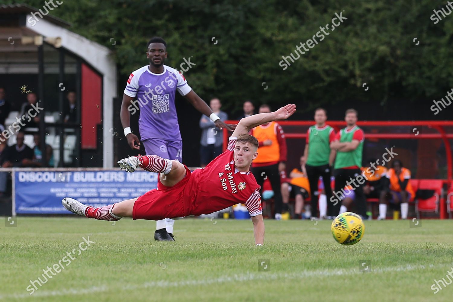 Charlie Ruff Hornchurch Goes Close During Editorial Stock Photo - Stock ...