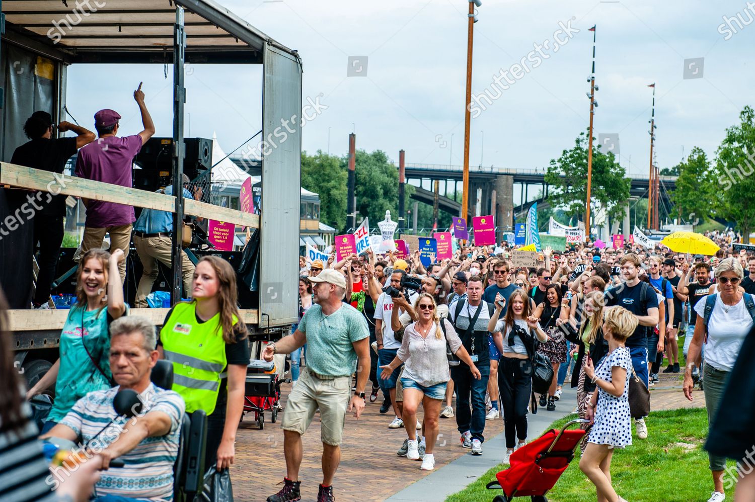 Protesters Seen Singing Dancing During Demonstration Editorial Stock ...