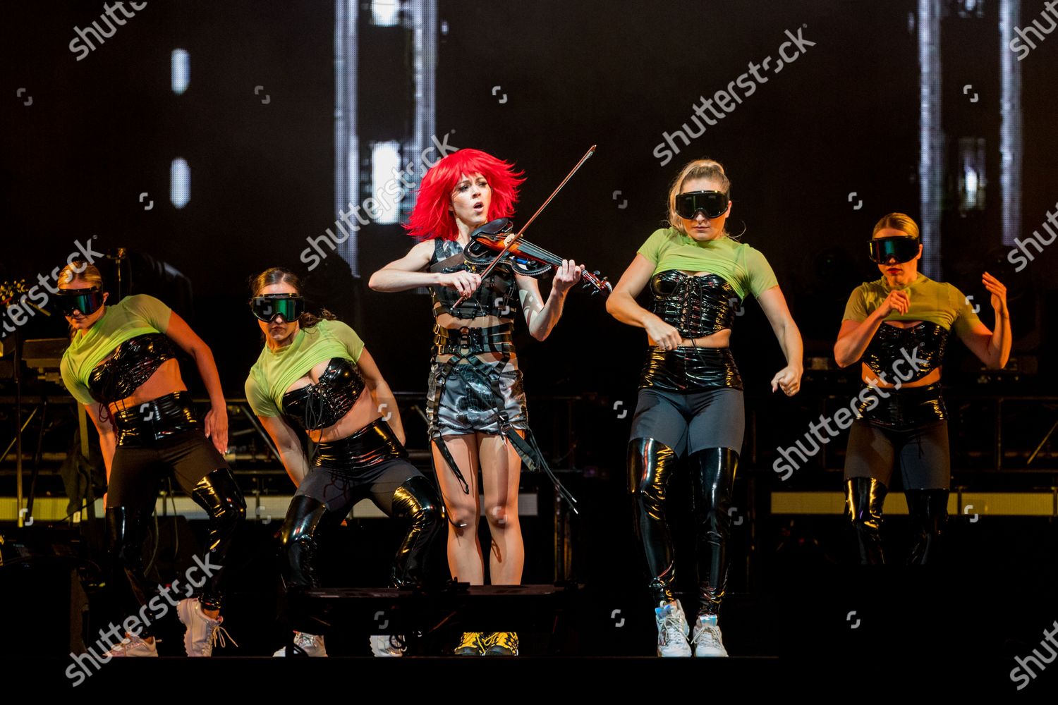 Lindsey Stirling Taylor Gagliano Addie Byers Editorial Stock Photo ...