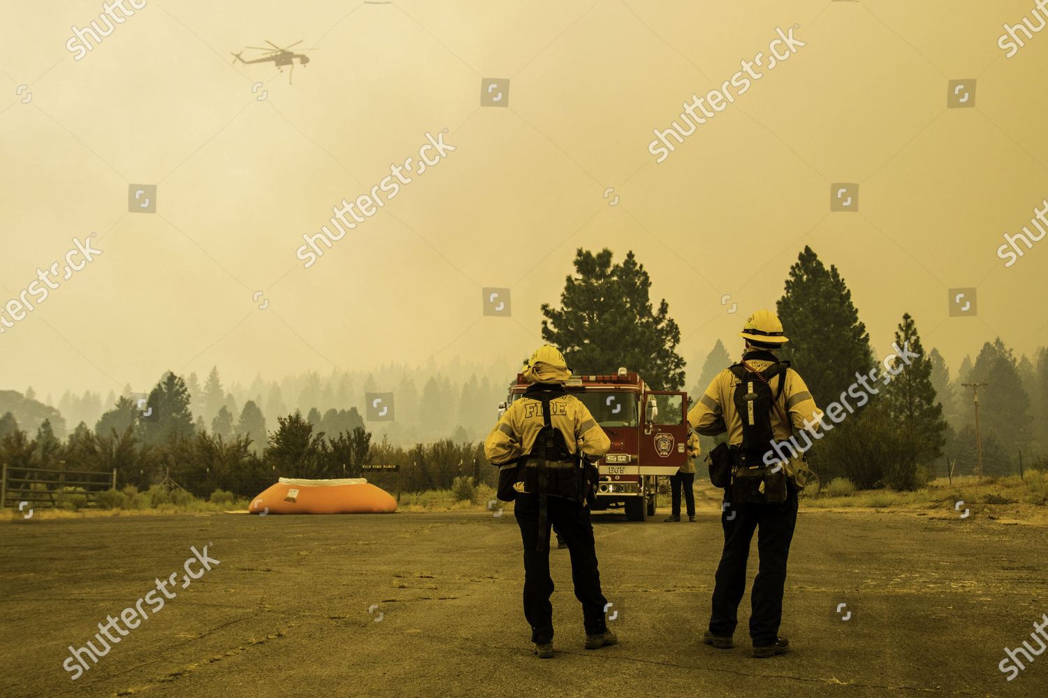 Firefighters Watch Airdrops On Dixie Fire Editorial Stock Photo - Stock ...
