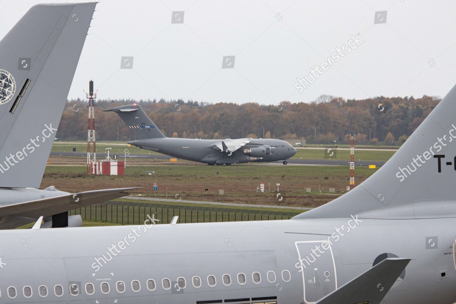 Sac Strategic Airlift Capability Boeing C17 Editorial Stock Photo ...