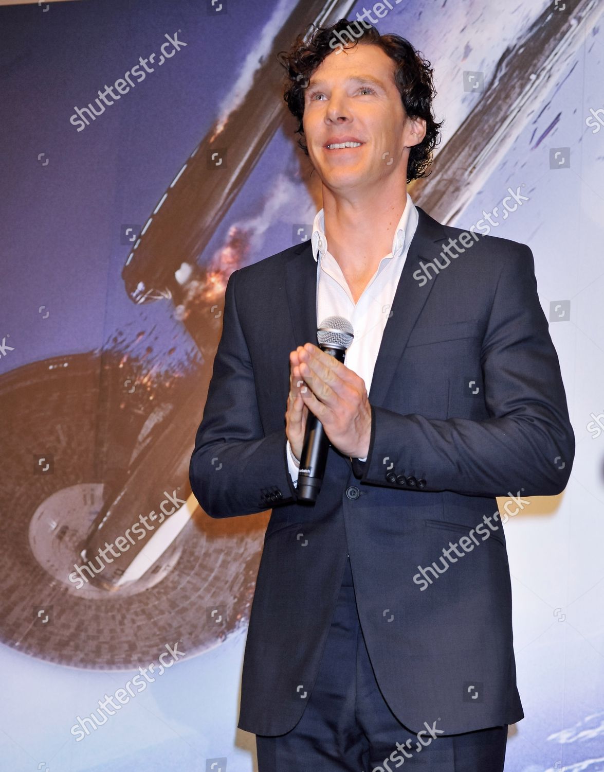 Actor Benedict Cumberbatch Attends Stage Greeting Editorial Stock Photo ...