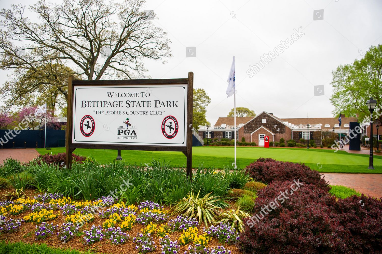 Sign Welcomes Golfers Bethpage State Park Editorial Stock Photo - Stock ...