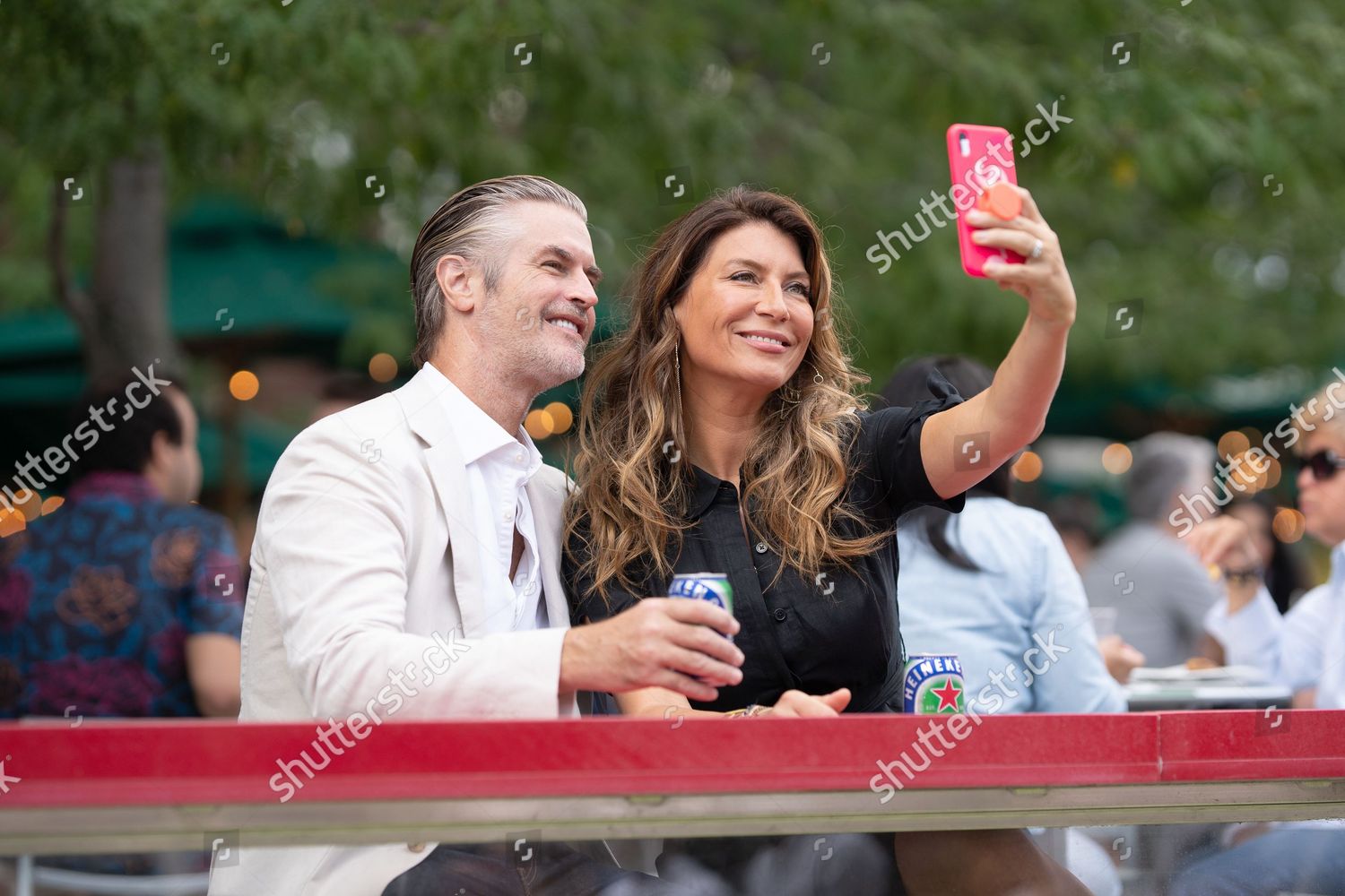 Christian Dunbar Genevieve Gorder Enjoy Alcoholfree Editorial Stock ...