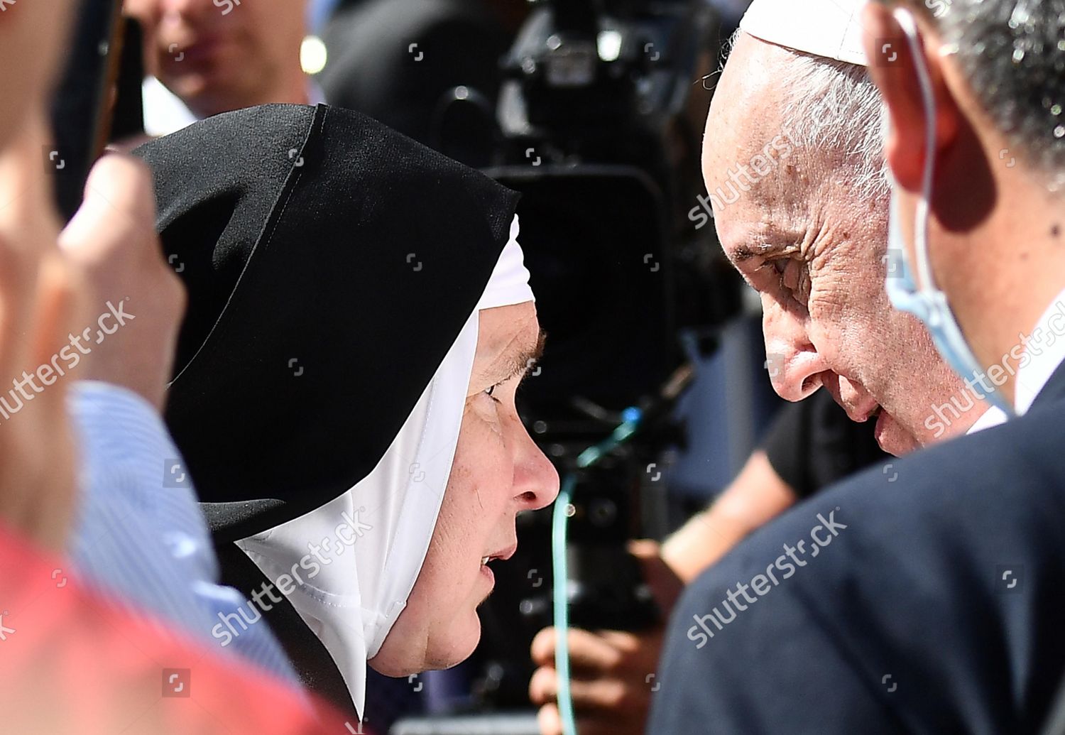 Pope Francis Talks Nun After Meeting Editorial Stock Photo - Stock ...
