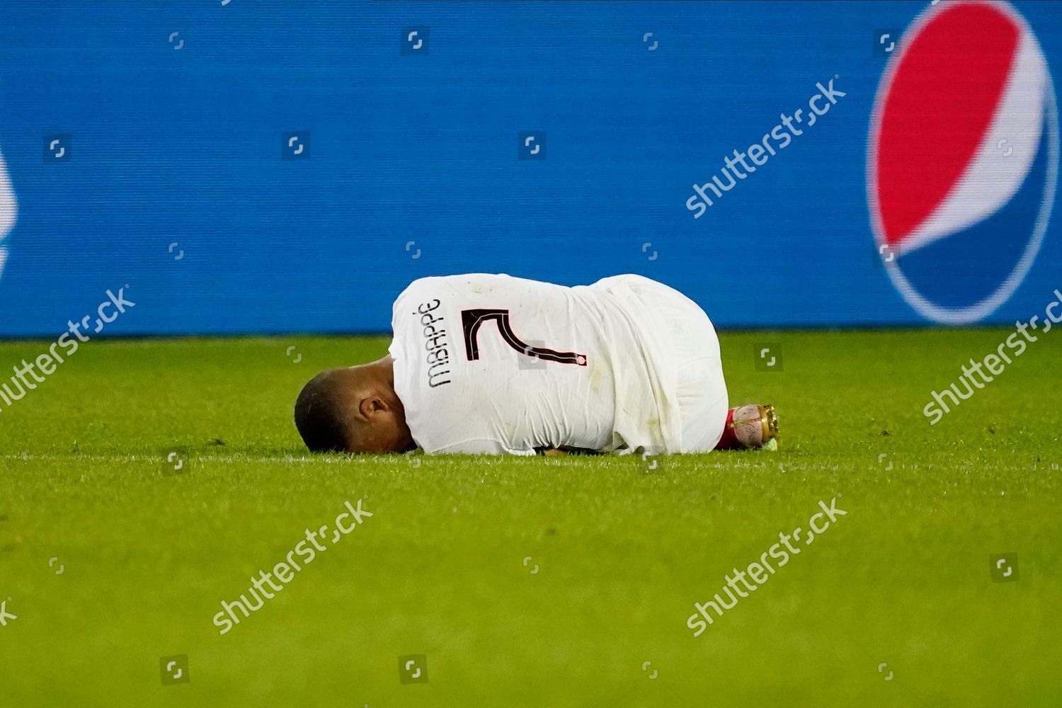 Kylian Mbappe Psg Goes Down Injured Editorial Stock Photo - Stock Image ...