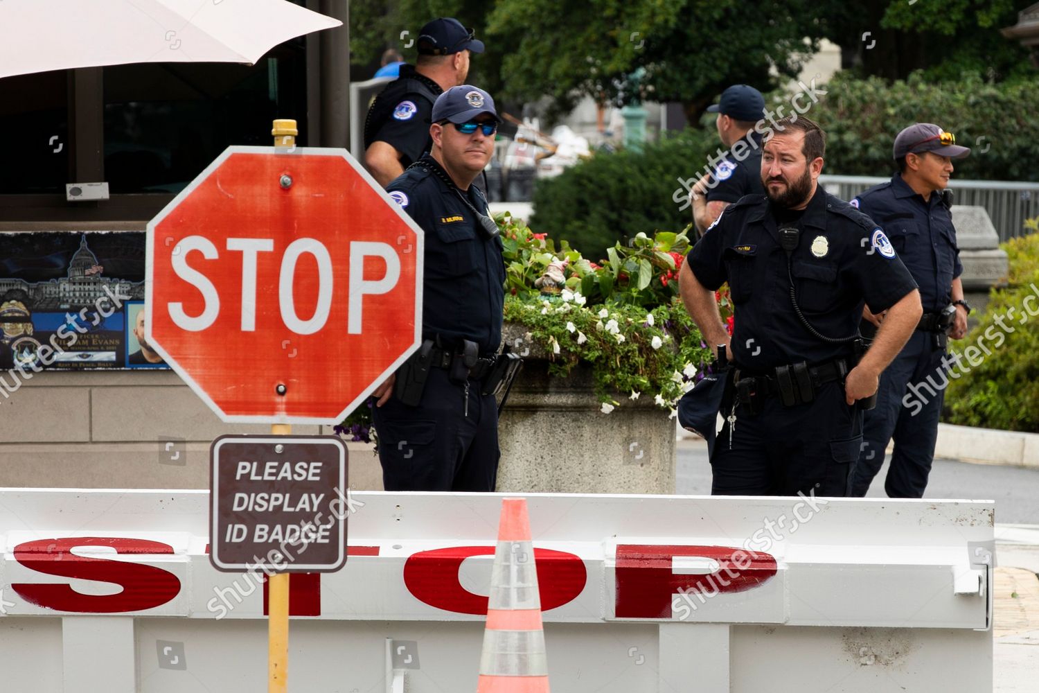 Us Capitol Police Officers Seen Checkpoint Editorial Stock Photo ...