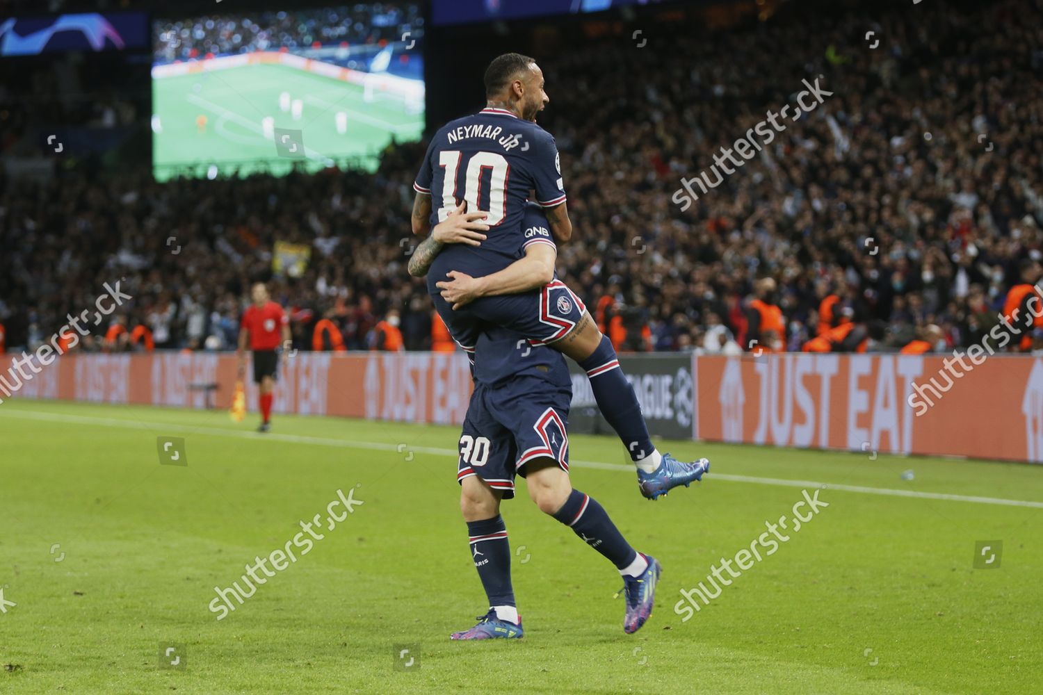 LIONEL MESSI SCORES Editorial Stock Photo - Stock Image | Shutterstock