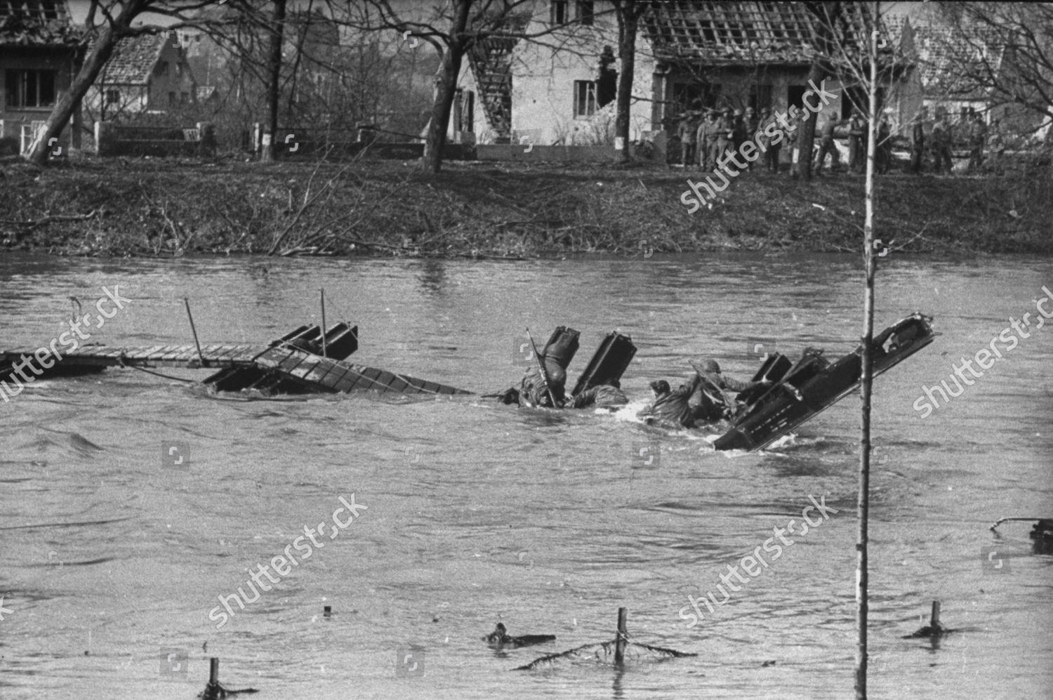 American Soldiers Trouble Danger Drowning On Editorial Stock Photo ...