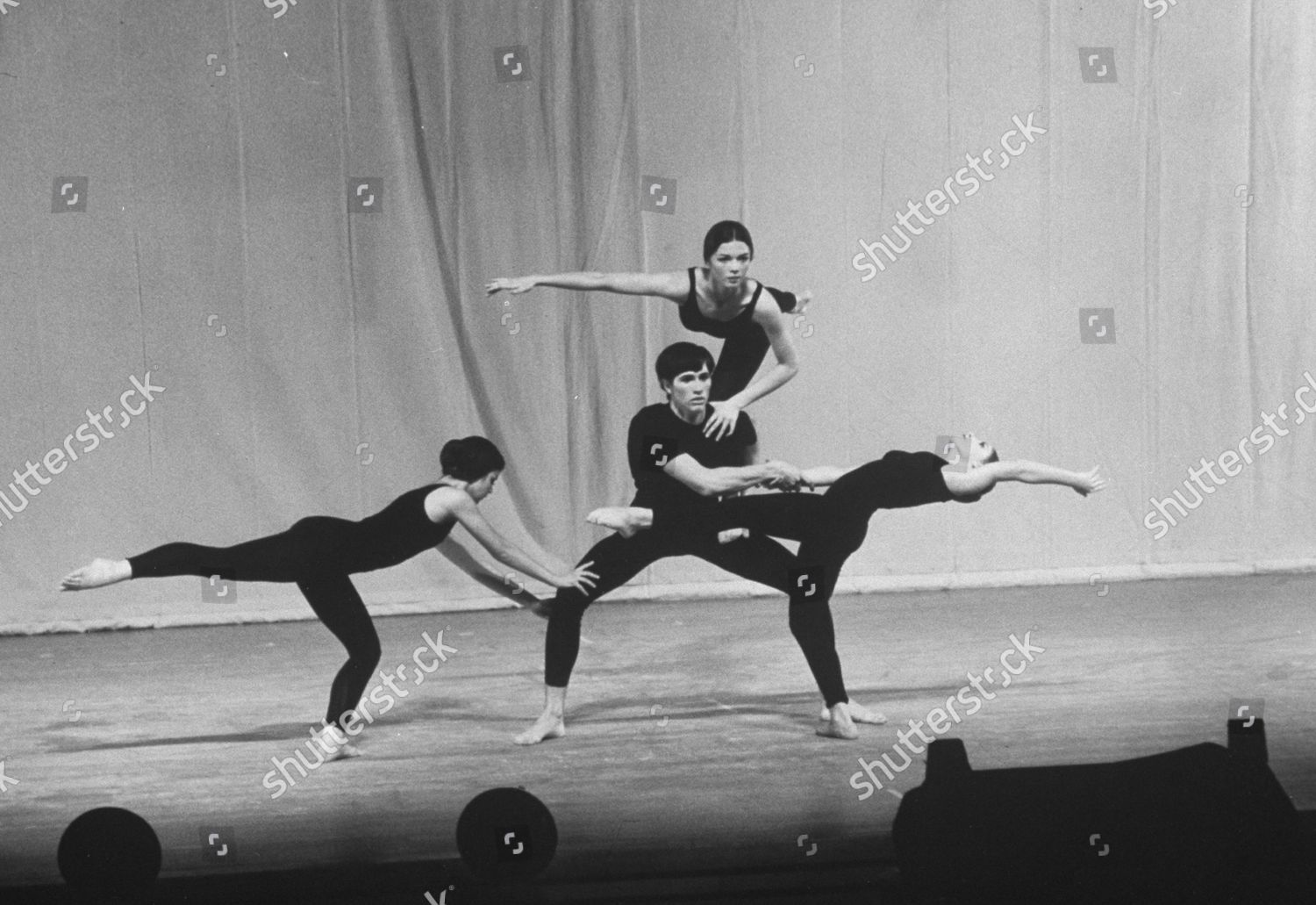 Interlochen Arts Academy Ballet Students Rehearsing Editorial Stock ...