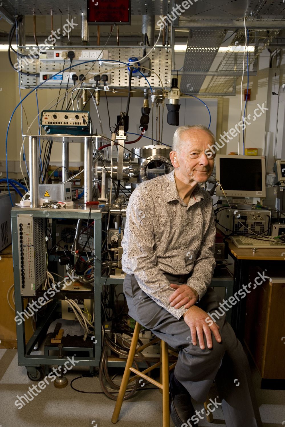 Dr Russell Stannard Professor Emeritus Physics Editorial Stock Photo ...