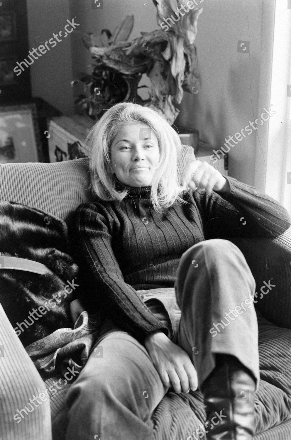 Scott Carpenters Wife Rene Carpenter Leaning Editorial Stock Photo ...