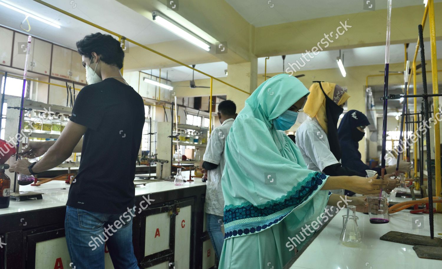 Students Attend Practicals Laboratory Kc College Editorial Stock Photo ...