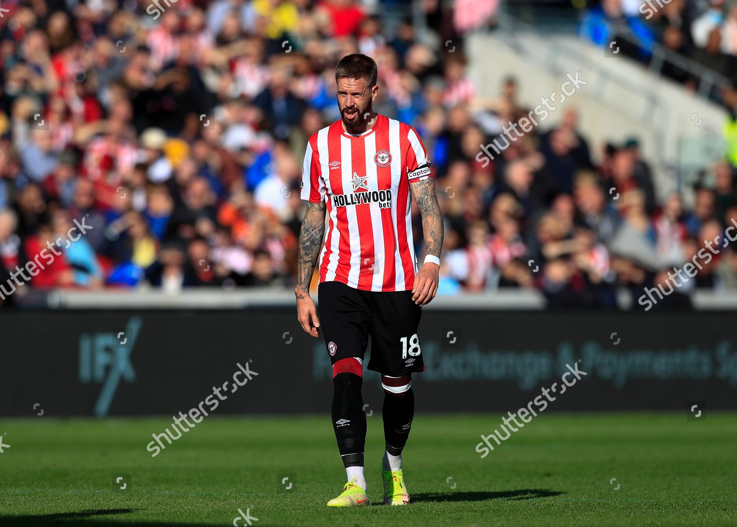 Pontus Jansson Brentford Brentford Community Stadium Editorial Stock Photo - Stock Image ...