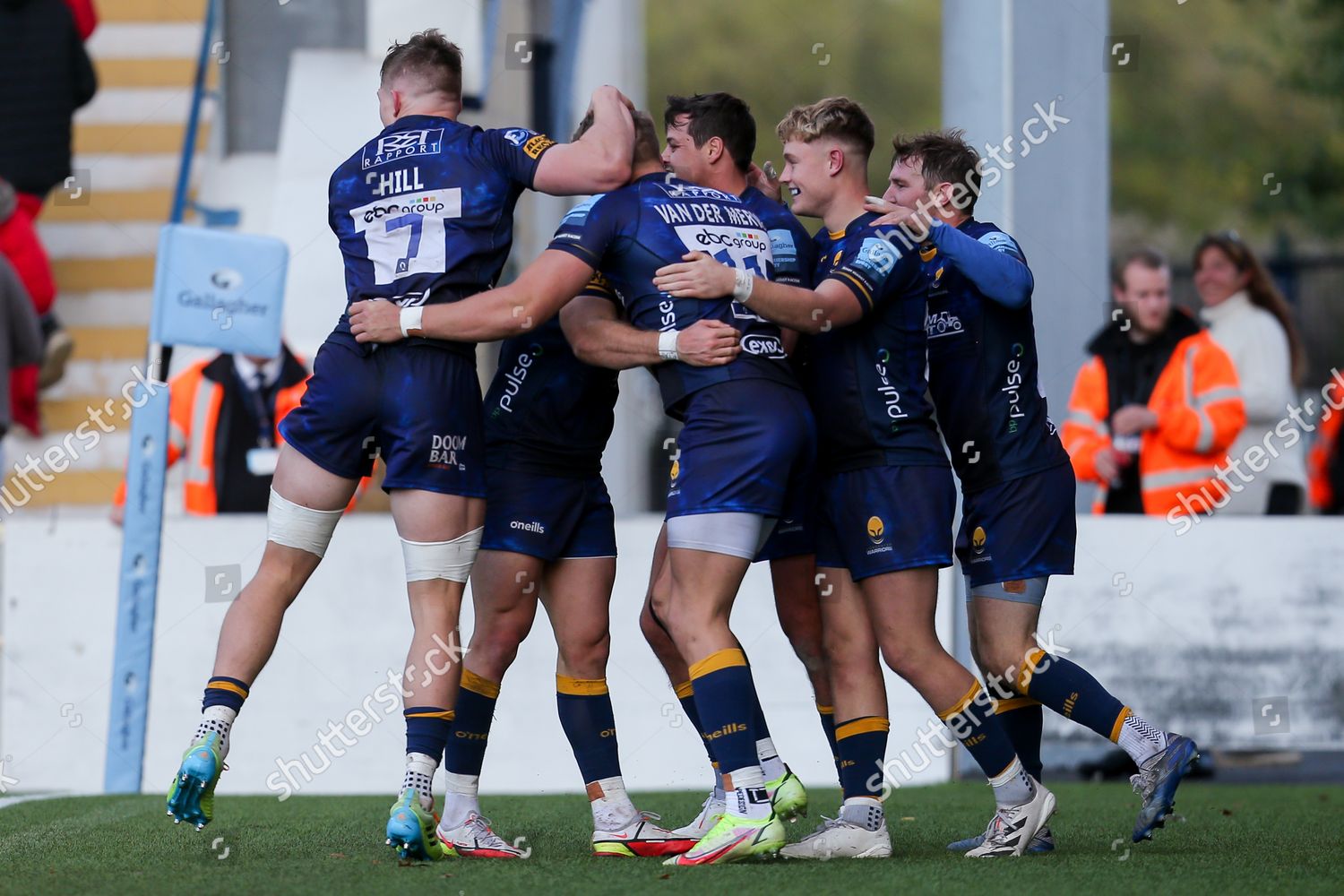 Jamie Shillcock Worcester Warriors Celebrates Teammates Editorial Stock ...