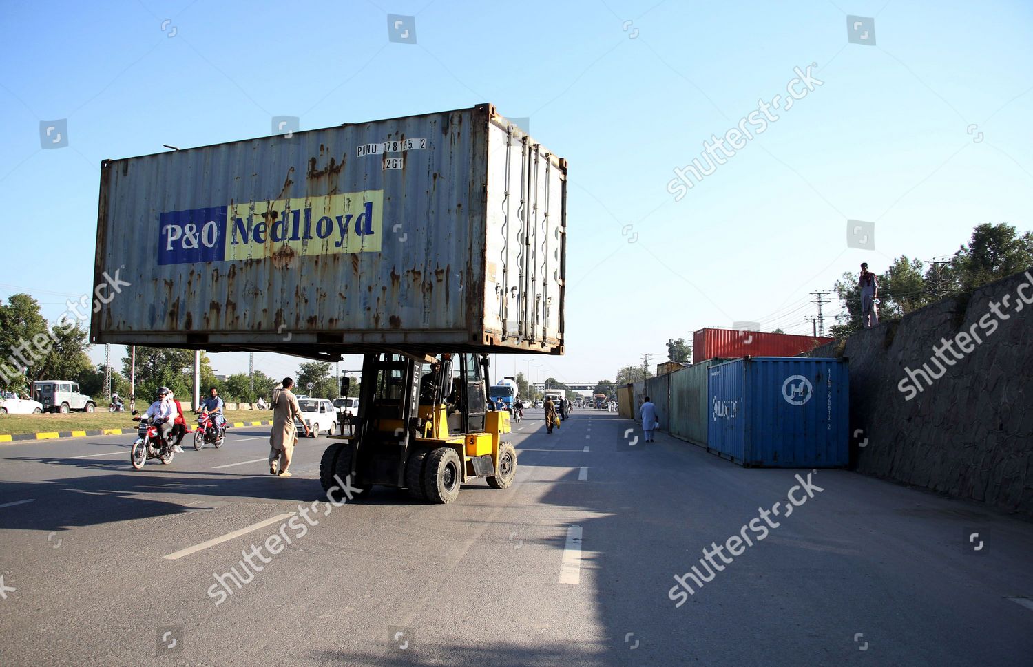 Pakistani Security Officials Collect Containers Be Editorial Stock ...