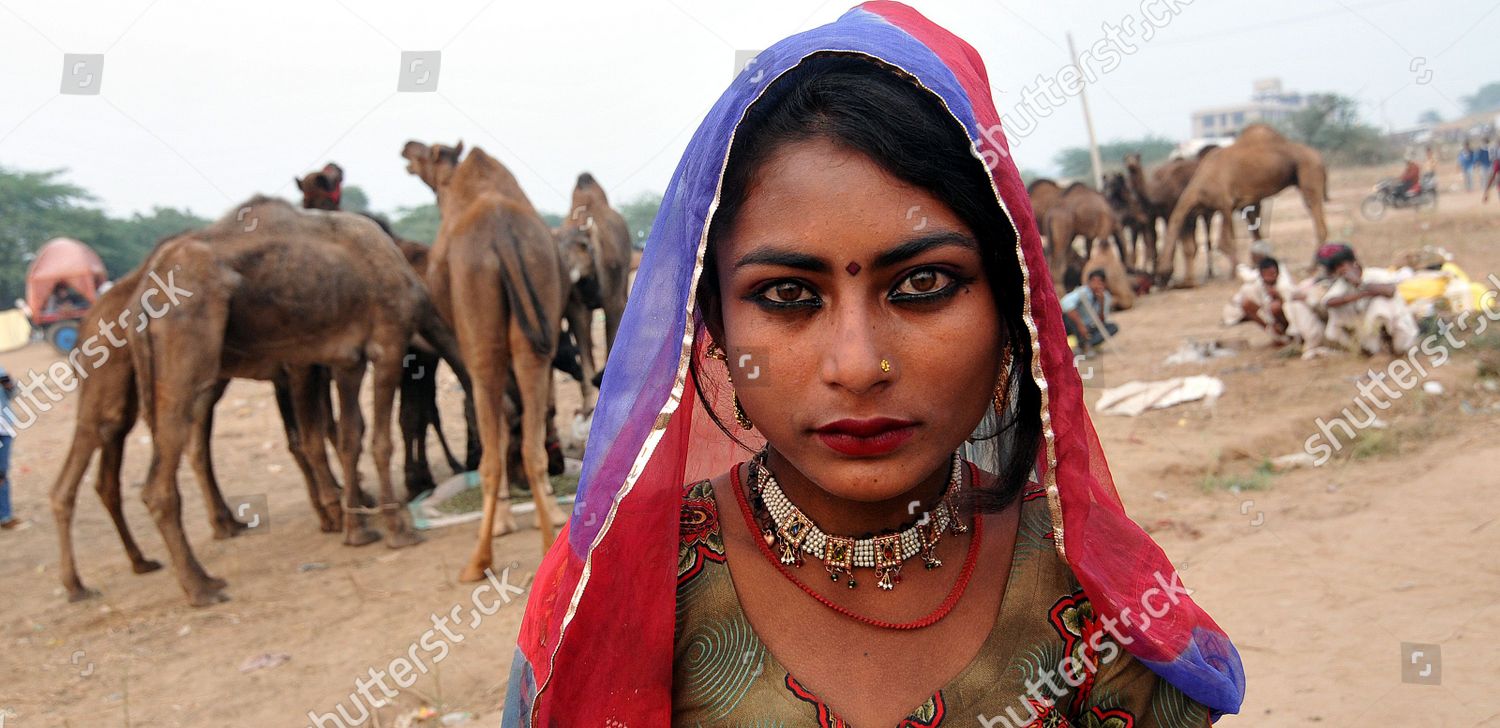 Woman Dressed Traditional Rajasthani Clothing Poses Editorial Stock ...
