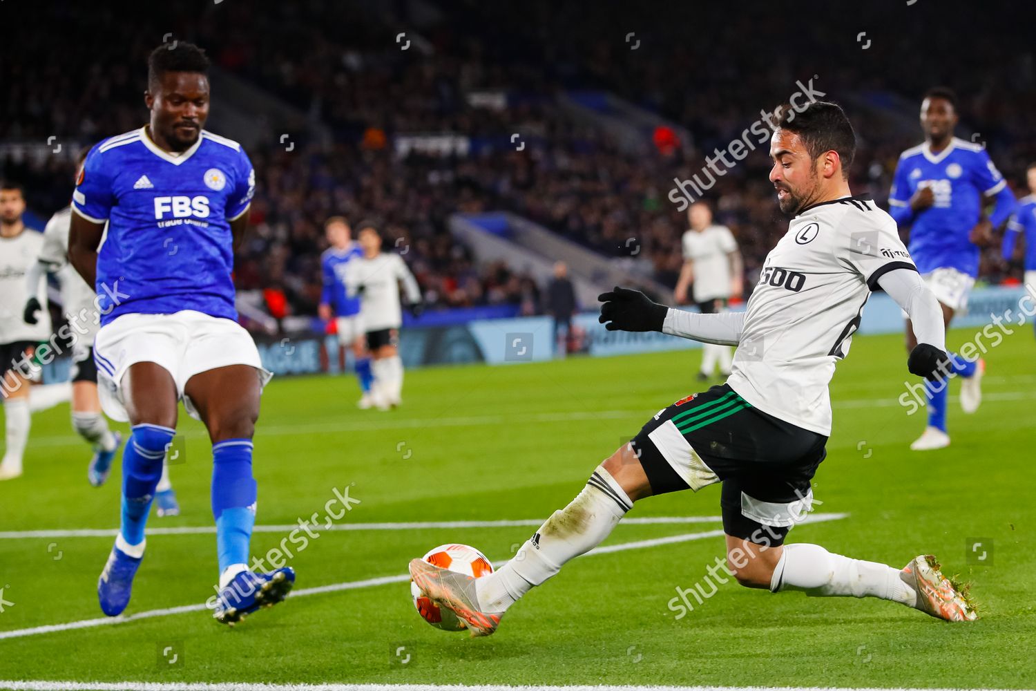 Luquinhas Legia Warsaw Crosses Ball King Editorial Stock Photo - Stock Image | Shutterstock