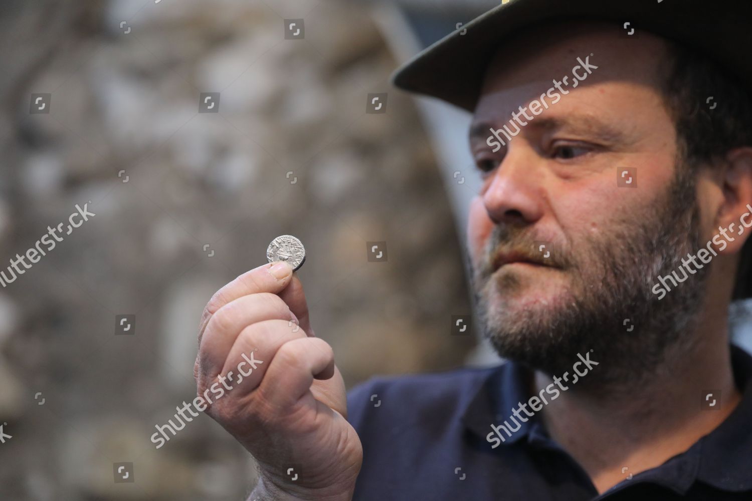 Israeli Archaeologist Ari Levi Israeli Antiques Editorial Stock Photo ...
