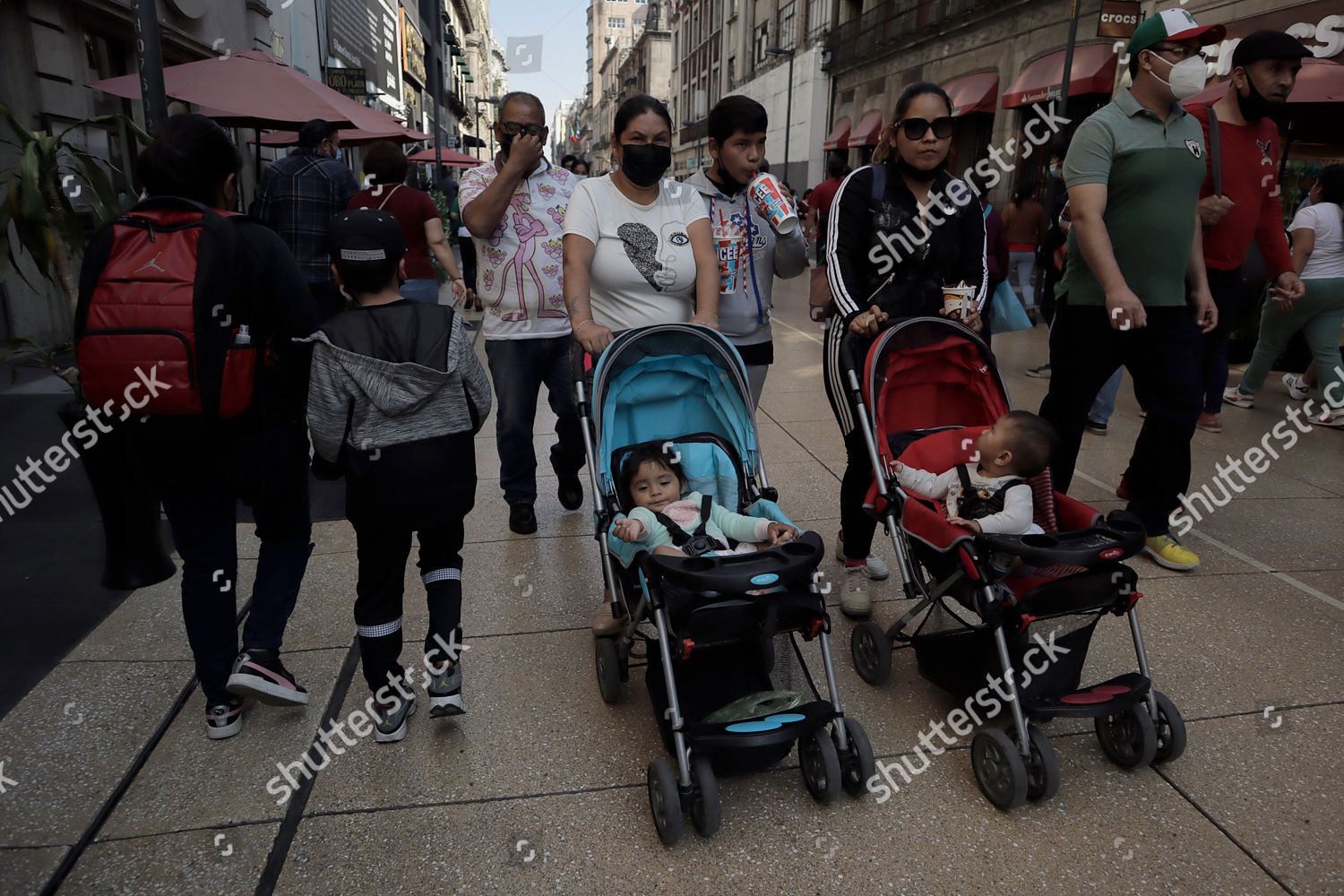 Family Walks Historic Centre Mexico City Editorial Stock Photo - Stock ...
