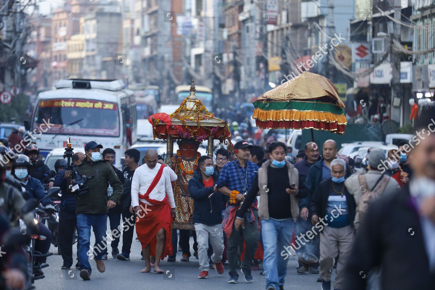 Devotees Carry Chariot Lord Macchindranath Red Editorial Stock Photo ...