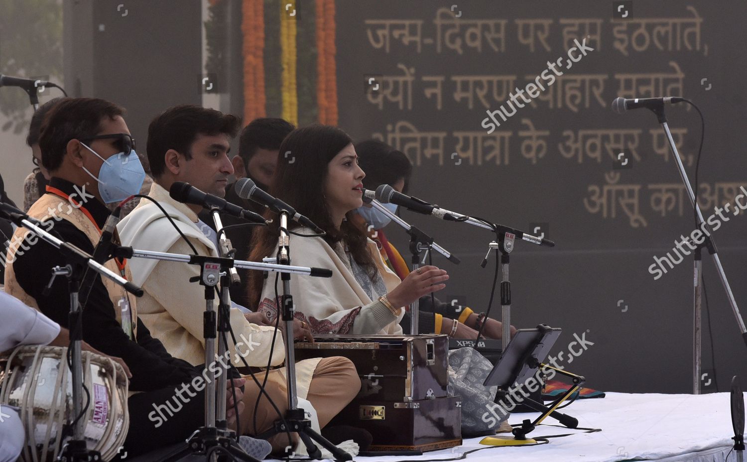 Singer Performing Prarthana Sabha During Pay Editorial Stock Photo ...