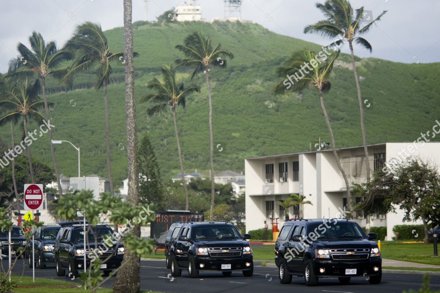 United States President Barack Obamas Motorcade Editorial Stock Photo ...