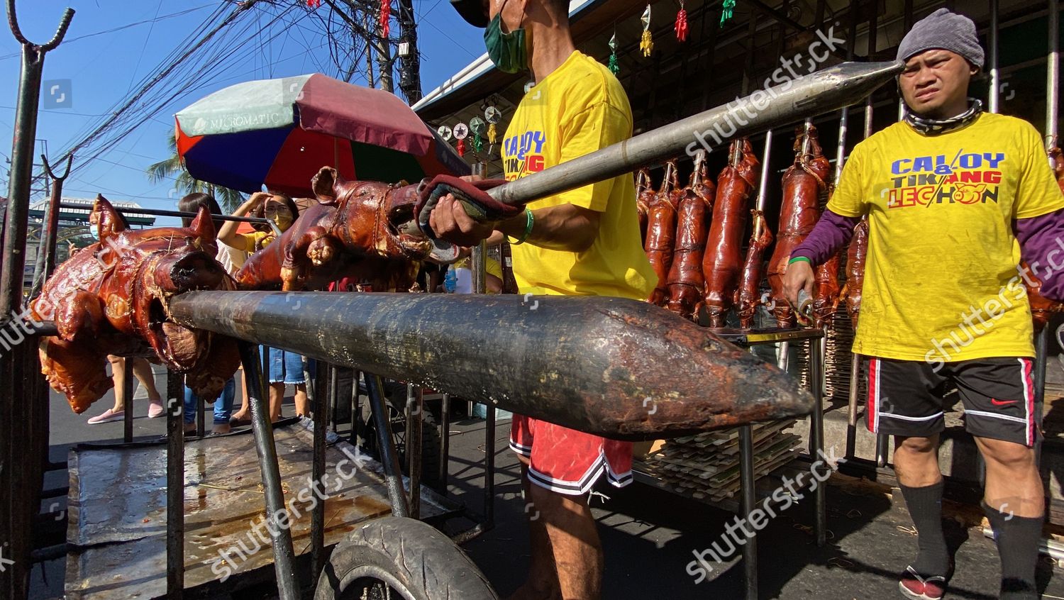 Filipino Vendors Sell Lechon Roasted Piglets Editorial Stock Photo ...
