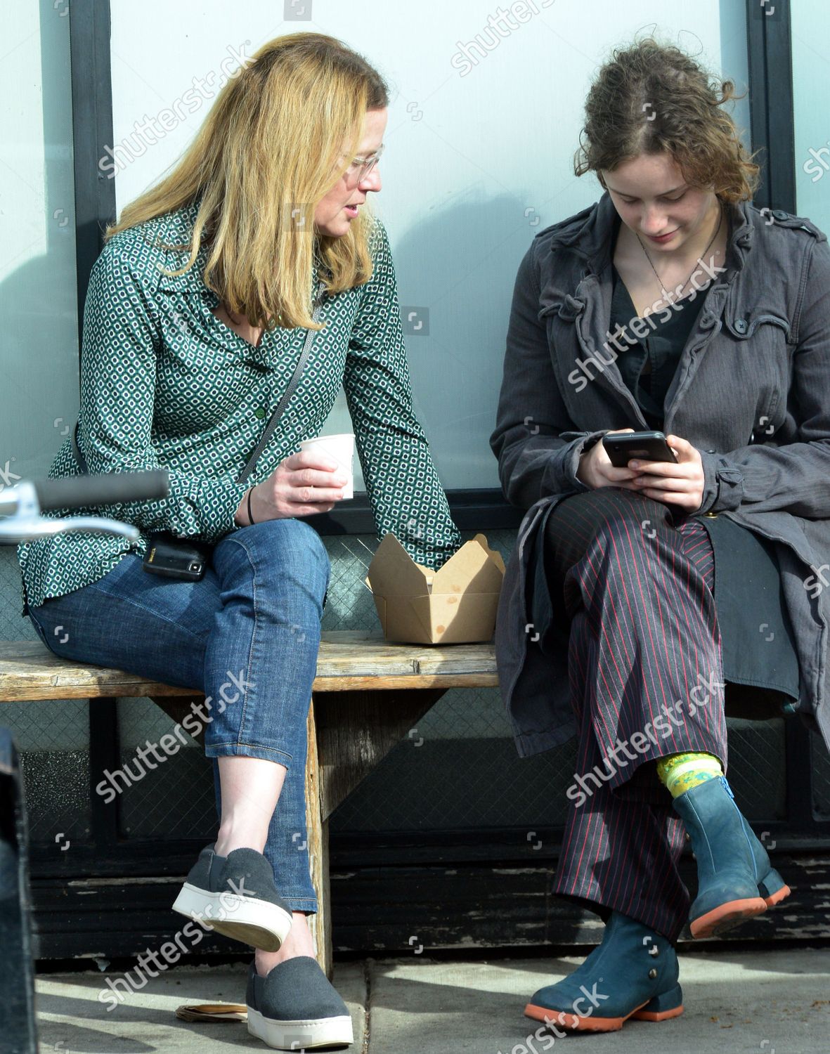 Exclusive Elisabeth Shue Daughter Stella Street Editorial Stock Photo ...