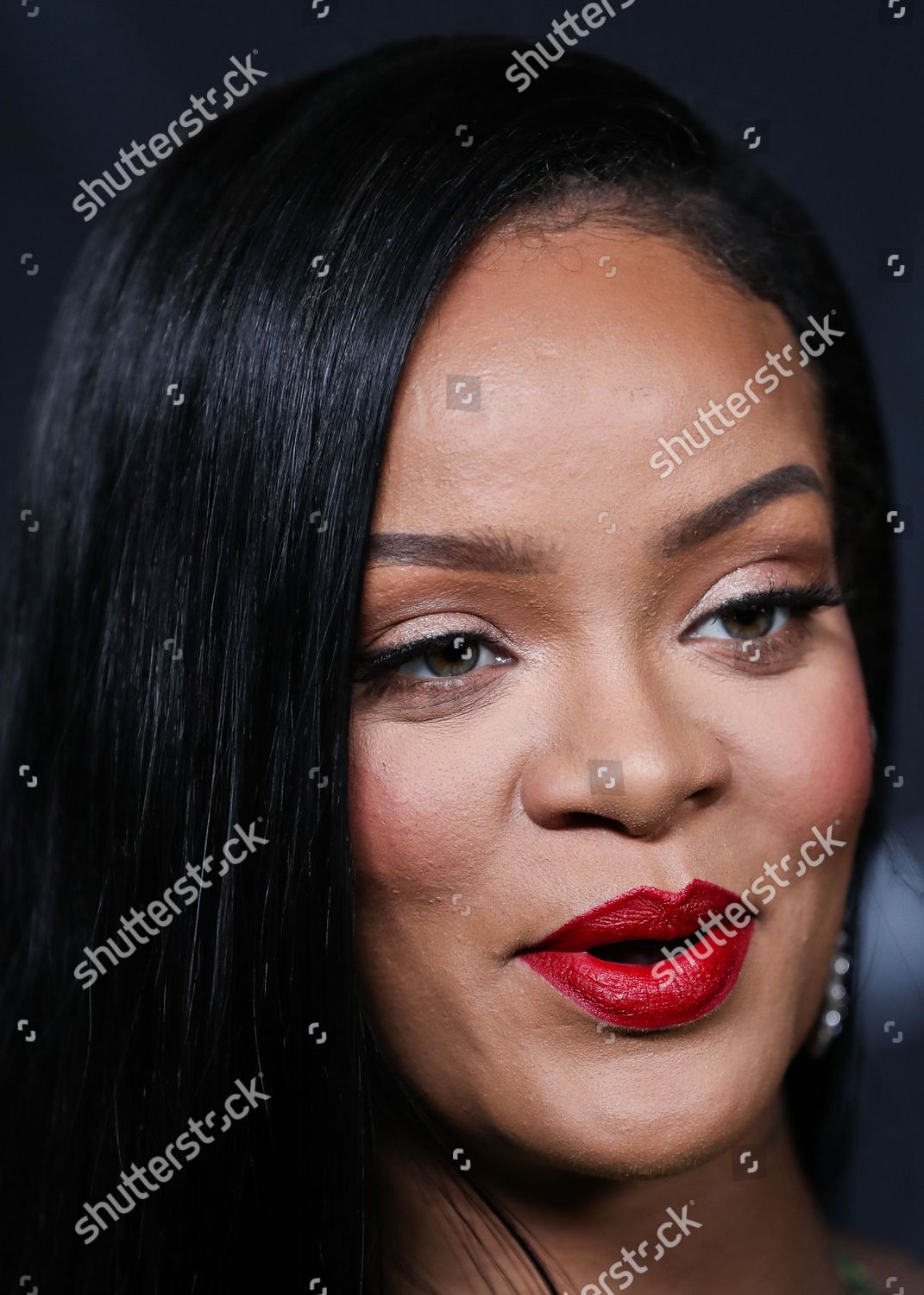 Barbadian Singer Rihanna Robyn Rihanna Fenty Editorial Stock Photo ...