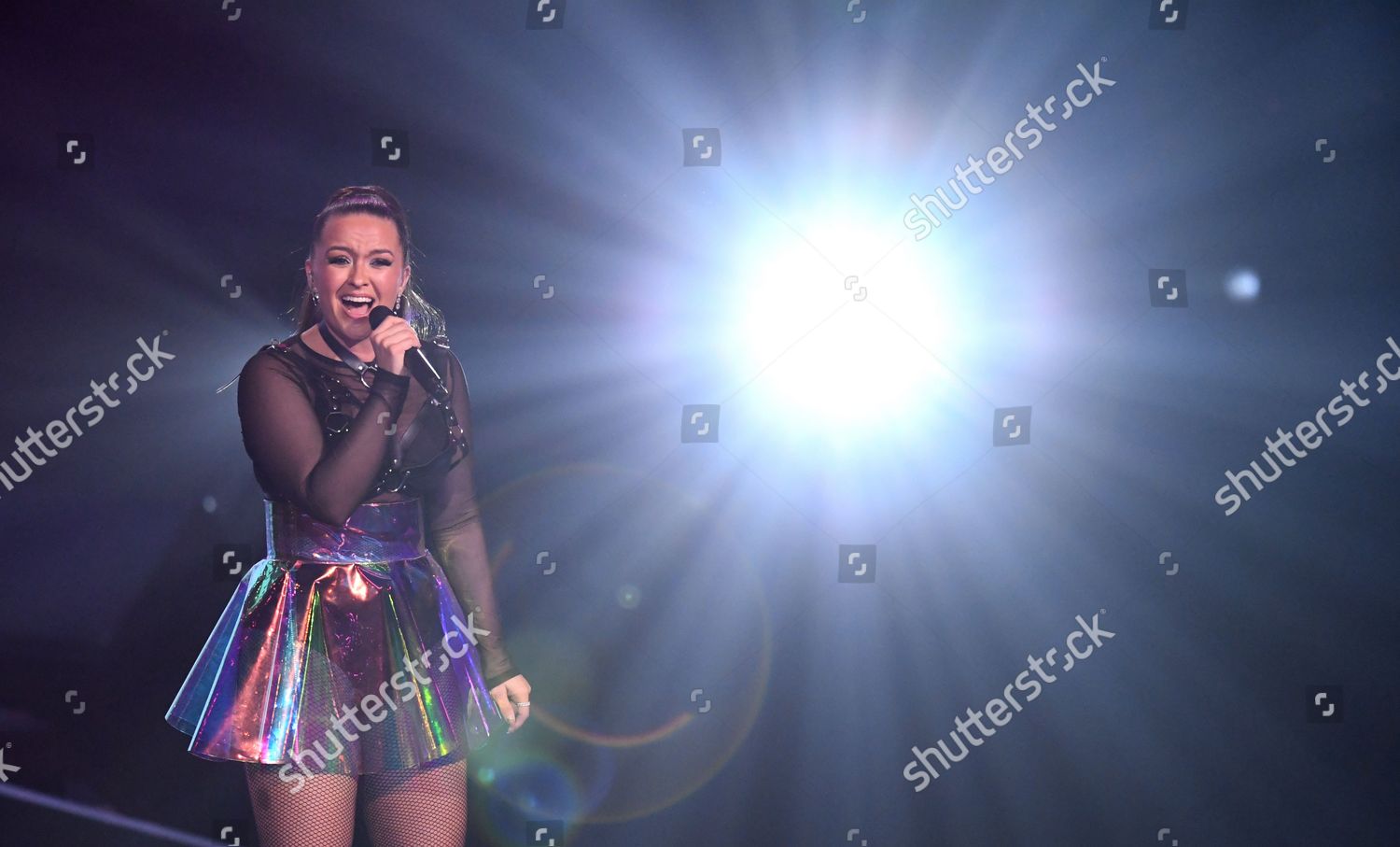 Alexandra Rotan Norwegian Group Keiino Performs Redaktionelles ...