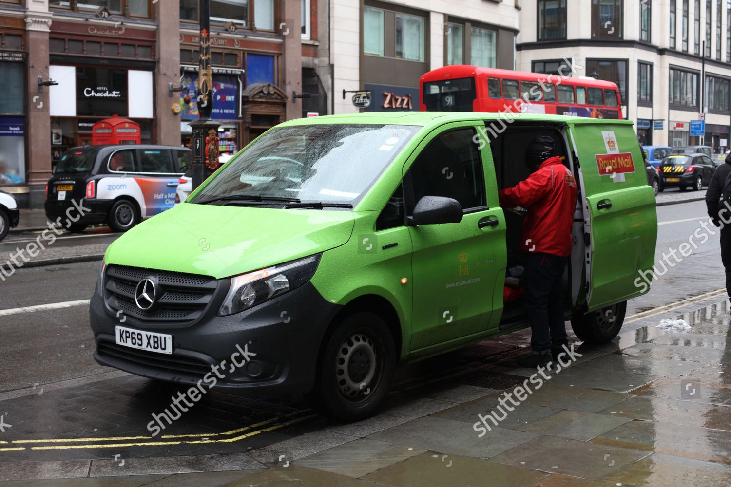 Royal Mail Mercedes Delivery Van Green Editorial Stock Photo - Stock ...