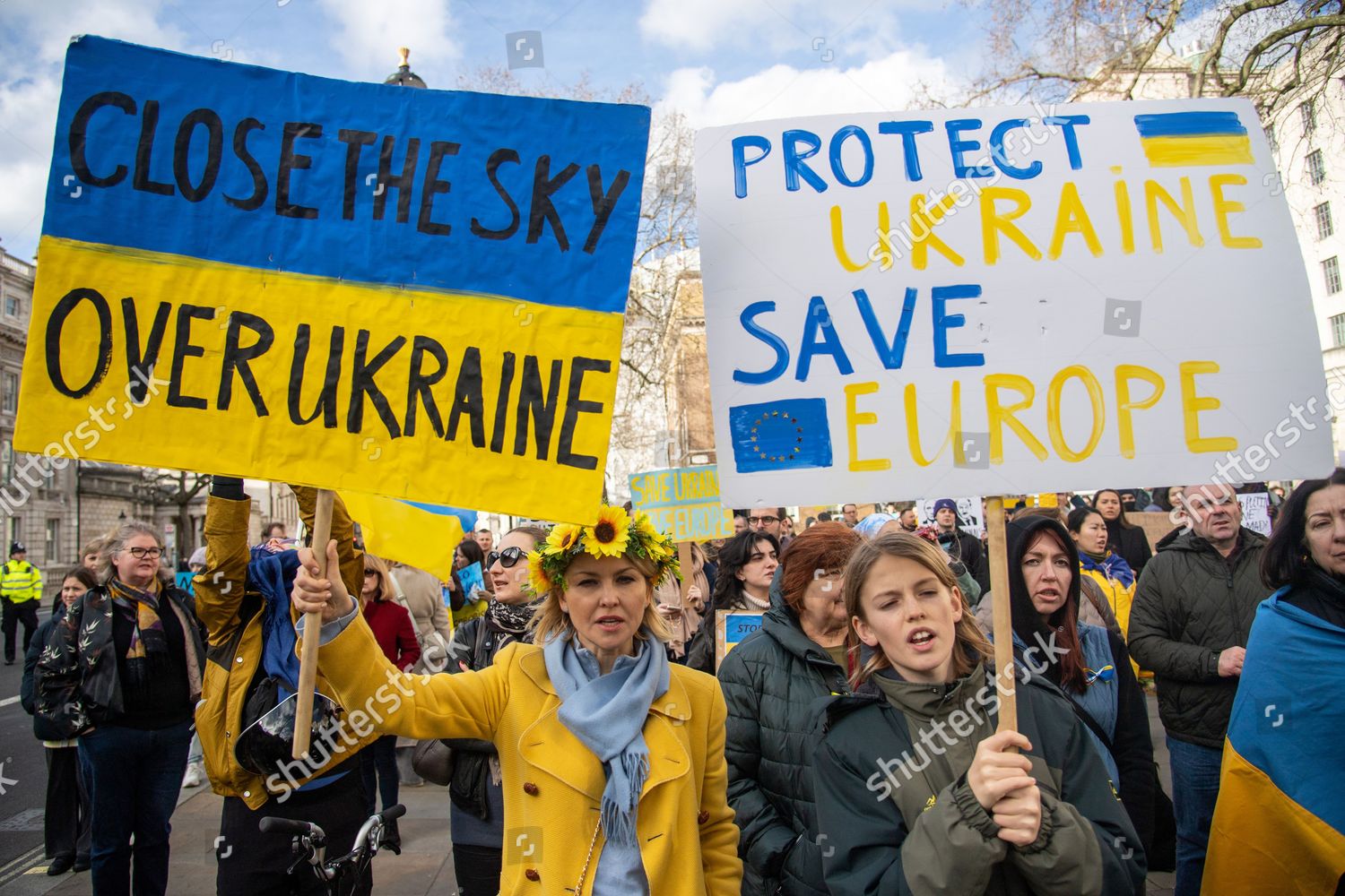 Pro Ukraine Protesters Hold Signs Wave Editorial Stock Photo - Stock ...