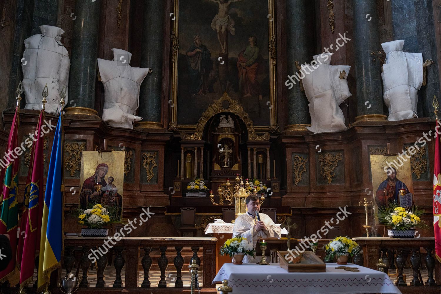 Bishop Continues Sunday Mass Service Despite Editorial Stock Photo ...