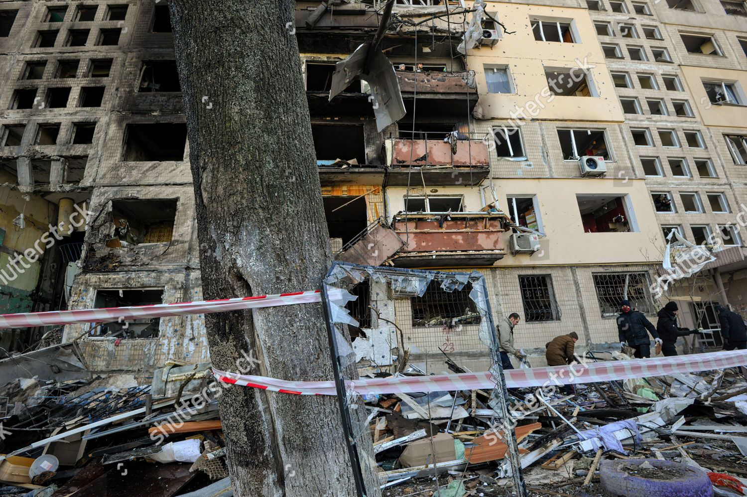 People Clear Rubble Near Apartment Building Editorial Stock Photo ...