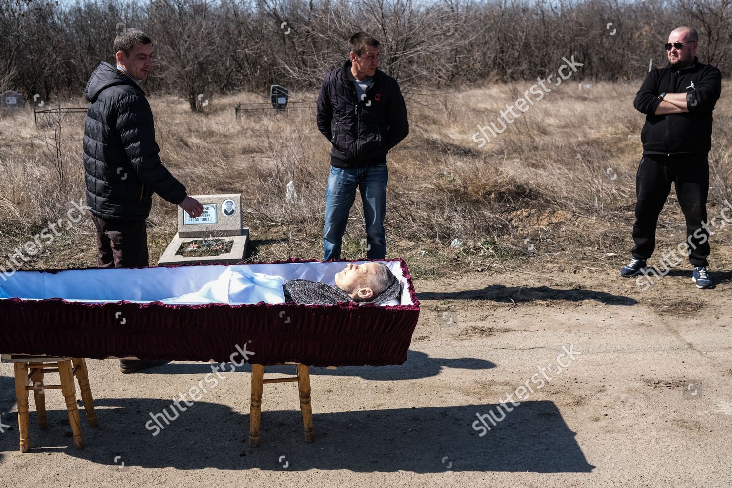 People Prepare Dead Body Woman Who Editorial Stock Photo - Stock Image ...