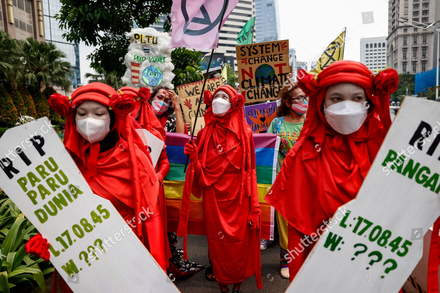 Environmental Activists Dressed Rebellion Red Rebel Editorial Stock ...